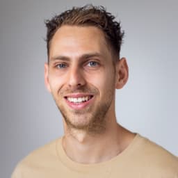 Kadoa · AI Web Scraper